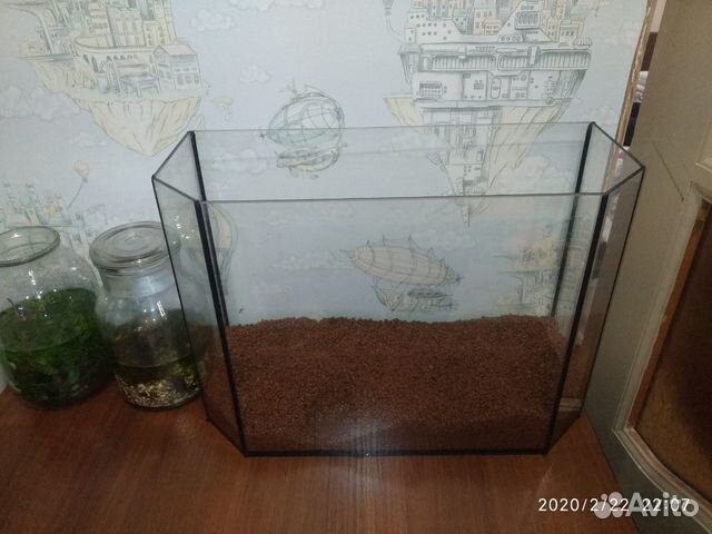 Аквариум с грунтом